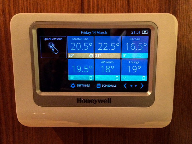 Review: Honeywell evohome Wireless Smart Home Heating Controls ...
